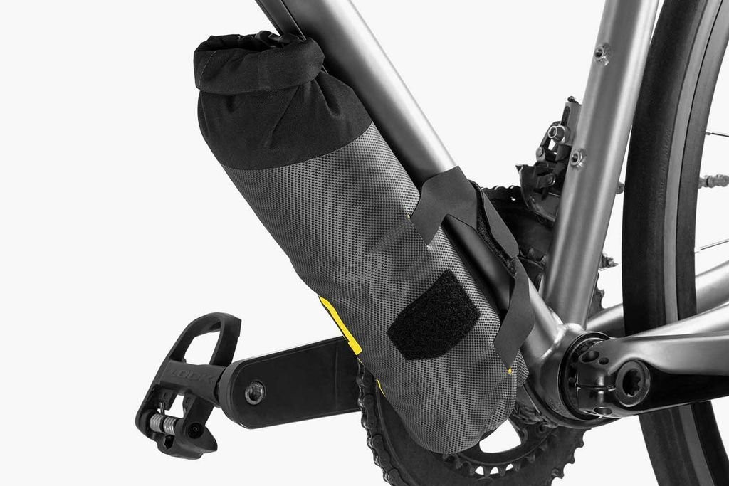 Waterproof and durable bikepacking bag Apidura Expedition Downtube Pack