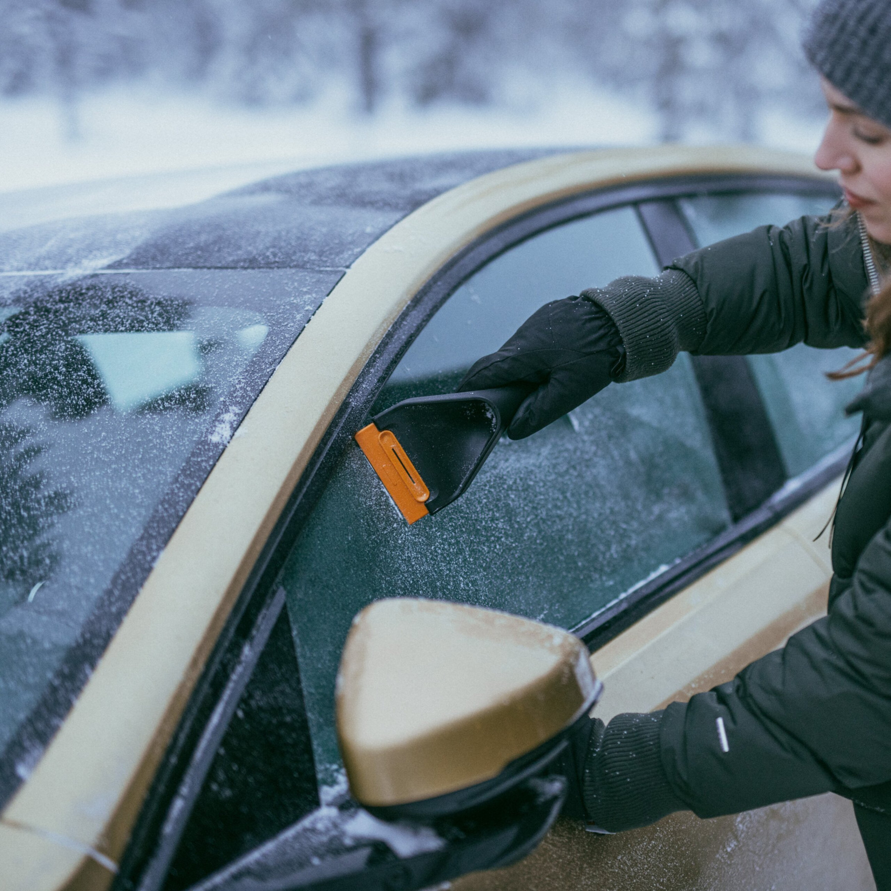 Fiskars Car Snow Ice Scraper