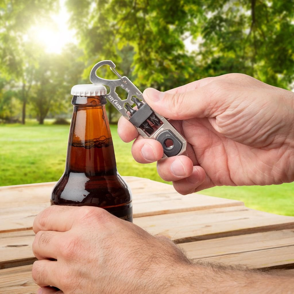 Multifunction tool with ratchet Nite Ize DoohicKey Ratchet Key Tool